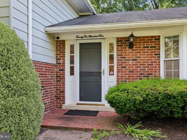 2205 Abbotsford