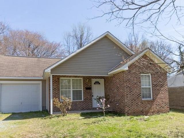 2205 Acorn Rd, Greensboro, NC 27406