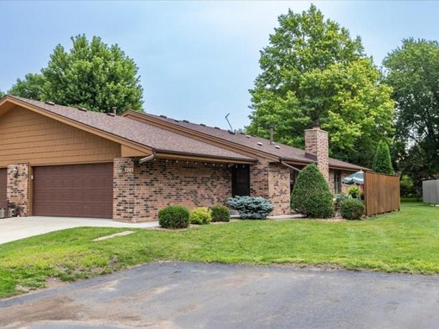2205 Baihly Ct SW, Rochester, MN 55902