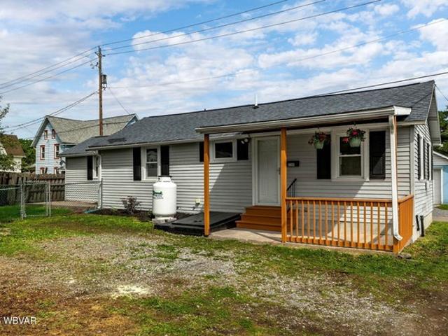 2205 Cummings St, Williamsport, PA 17701