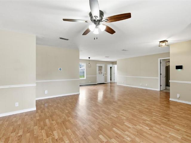 2205 Canyon Circle