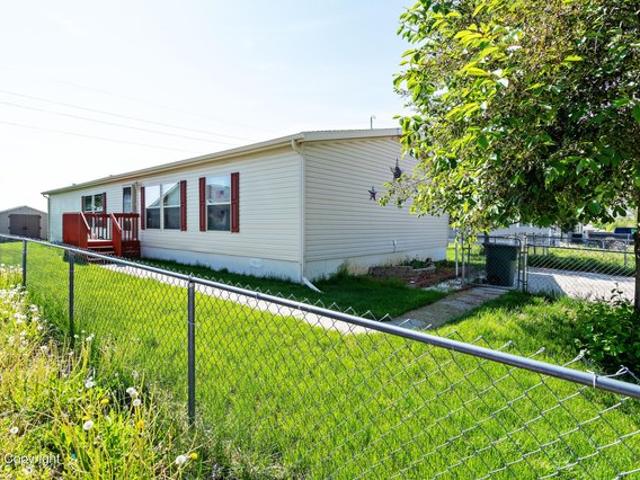 2205 Cheryl Ave, Gillette, WY 82718