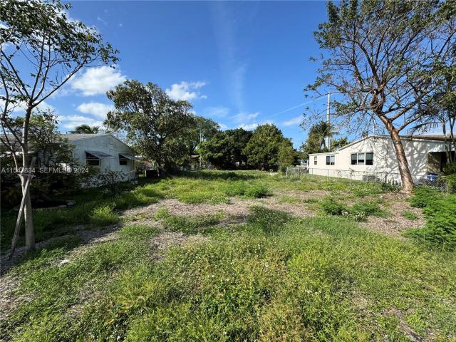 2205 Coolidge St, Hollywood, FL 33020 | MLS #A11547