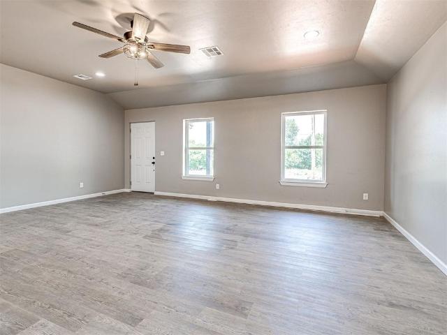 2205 County St 2980