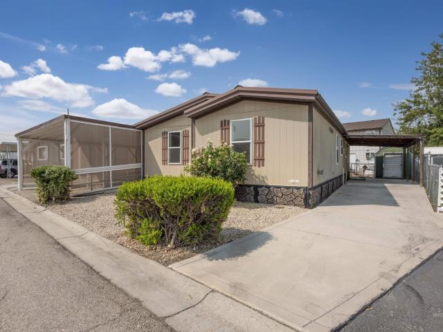 2205 E Linden St #6