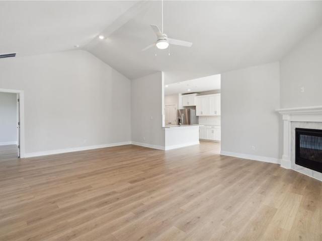 2205 Edwin DR