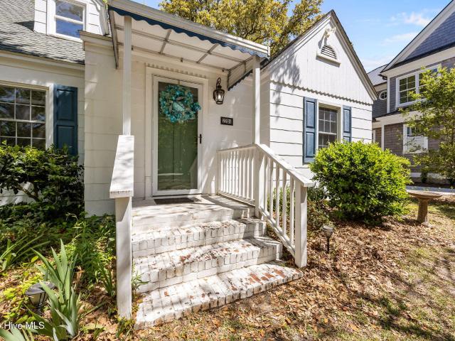 2205 Front Street