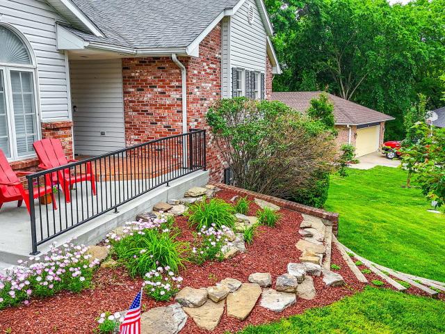 2205 hillshire ct