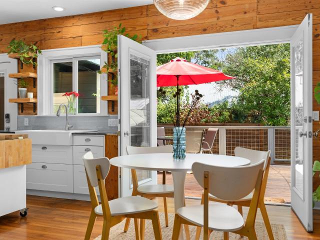 2205 S Balboa Rd