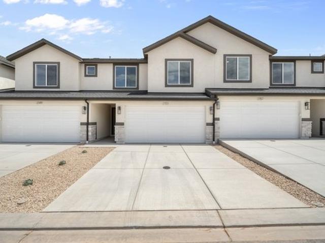 2205 S Wolverine Way, Washington, UT 84780