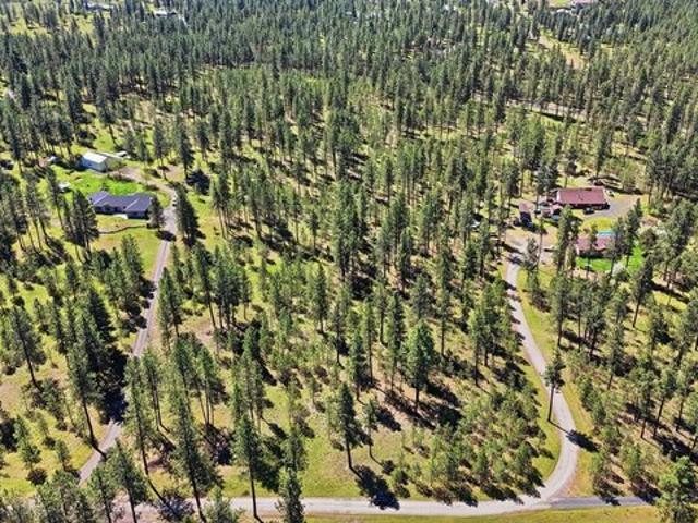 2205 W Dynamite Ln, Spokane, WA 99224