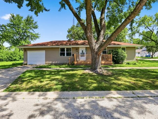 2205 W Hickory St, Kankakee, IL 60901
