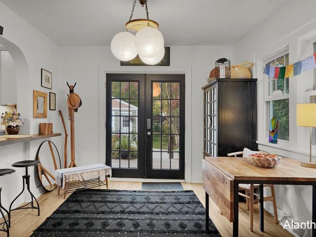 2205 W Main Street