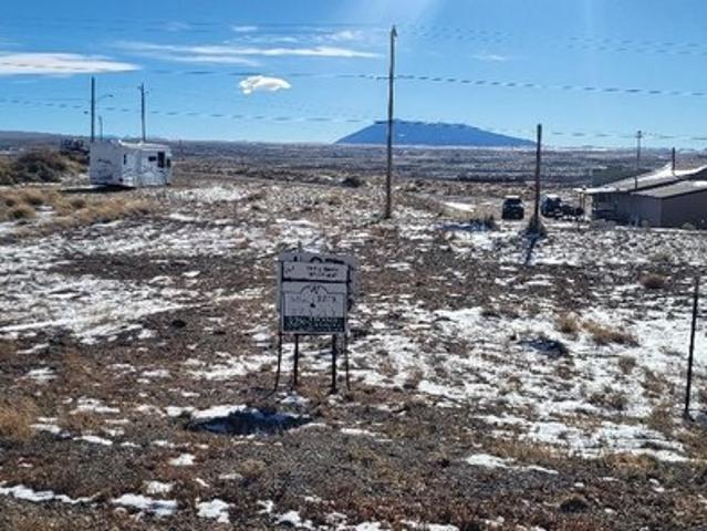 2205 2nd St, Hanna, WY 82327