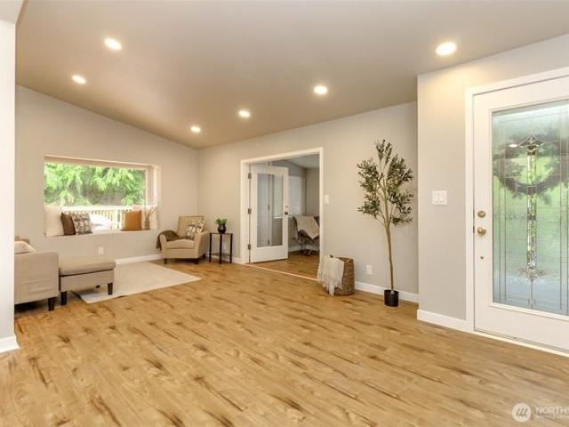 22065 th Pl SE Unit 75, Kent, WA 98031