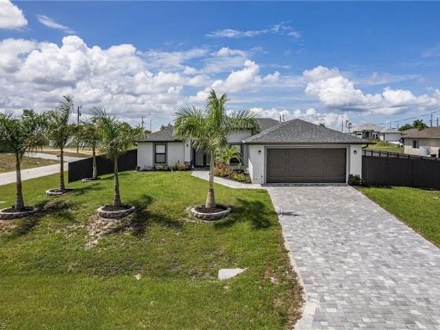 2206 NW 26th St, Cape Coral, FL 33993