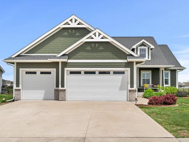 2206 NW 40th St, Ankeny, IA 50023