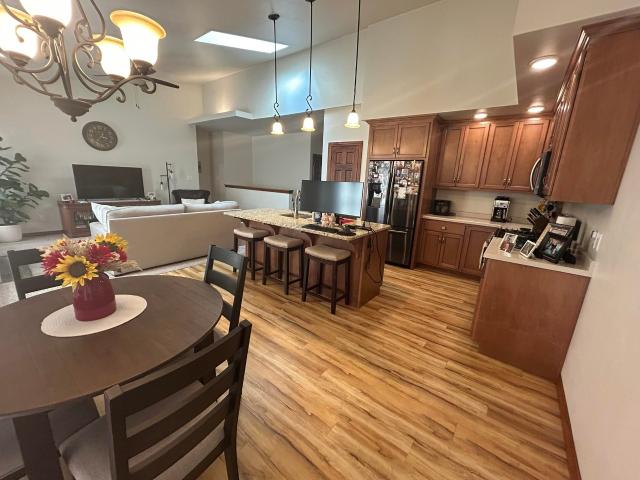 2206 blue stem lane