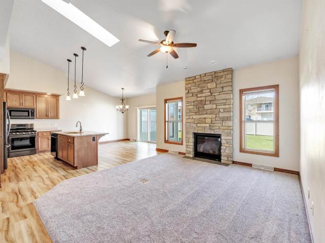 2206 blue stem lane