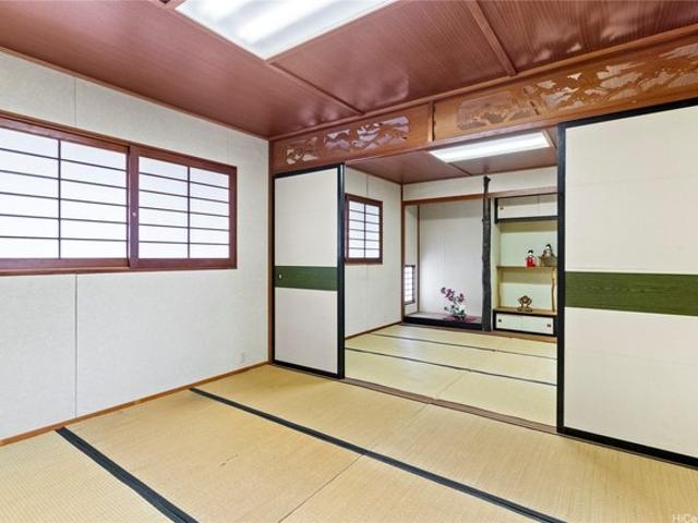 2206 California Ave Apt R, Wahiawa, HI 96786