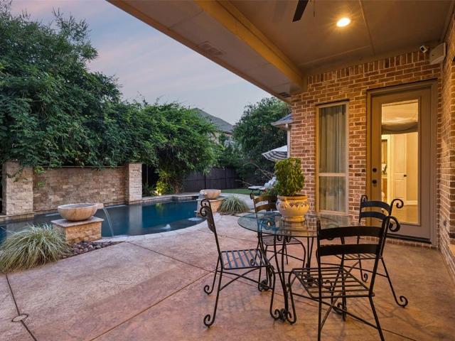 2206 Carrick Drive