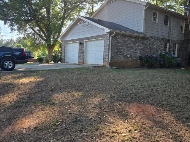 2206 Country Club Drive SE
