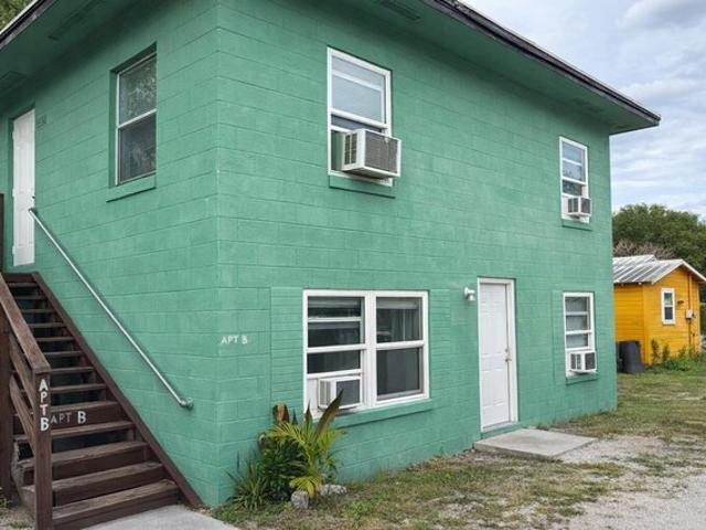 2206 Delaware Ave, Fort Pierce, FL 34950