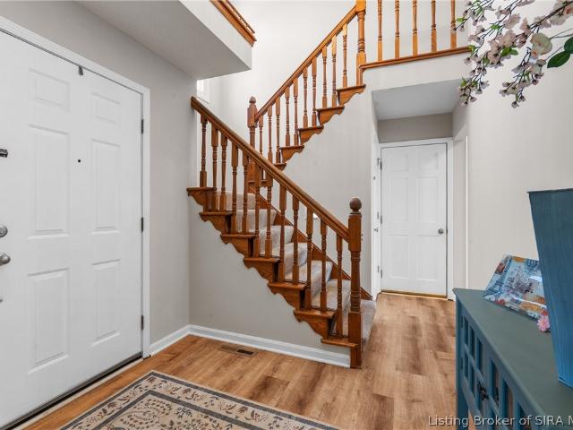 2206 Glenn Abbey