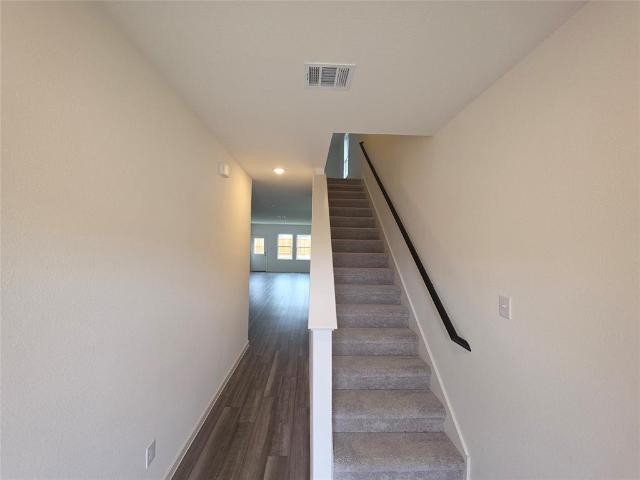 2206 Pioneer Drive