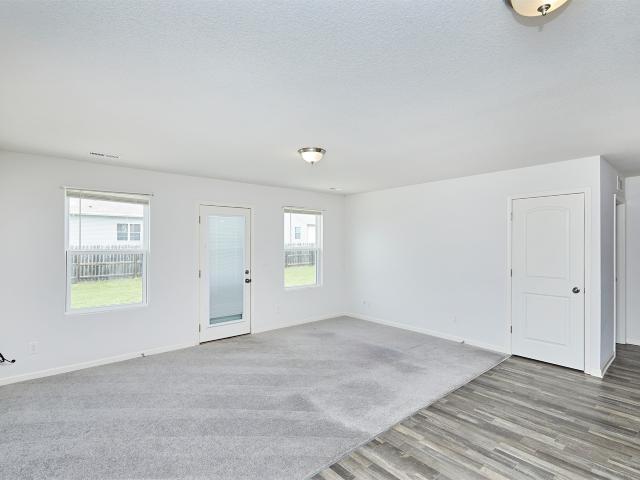 2206 Sunflower Street
