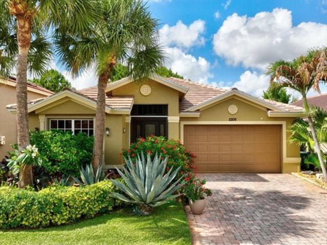 2206 SW Newport Isles Blvd, Port Saint Lucie, FL 34953