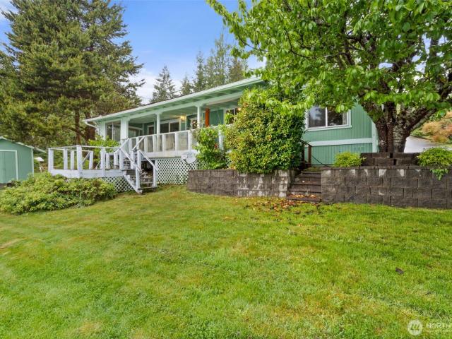 2206 W Starlake Drive