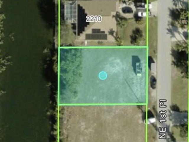 2206 NE 1st Pl, Cape Coral, FL 33909