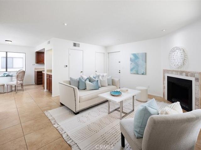 2206A N Broadway Unit 27, Santa Ana, CA 92706