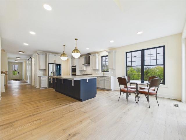 22075 W Casa Bella View