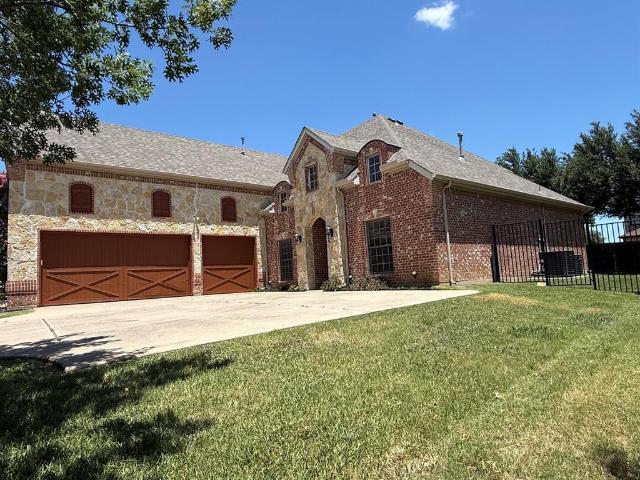 2207 Canterbury Drive