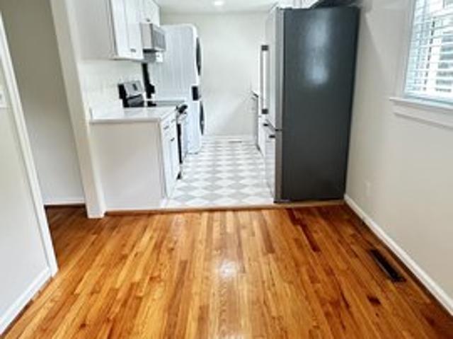 2207 Charlotte St, Durham, NC 27705