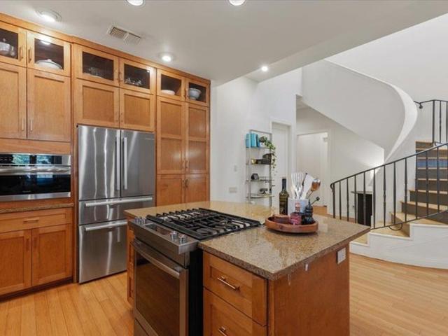 2207 Forest Trl Unit A, Austin, TX 78703