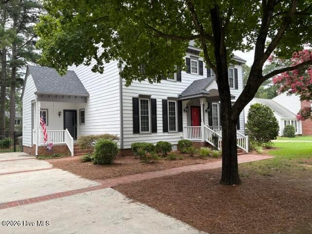 2207 Foxcroft Road NW