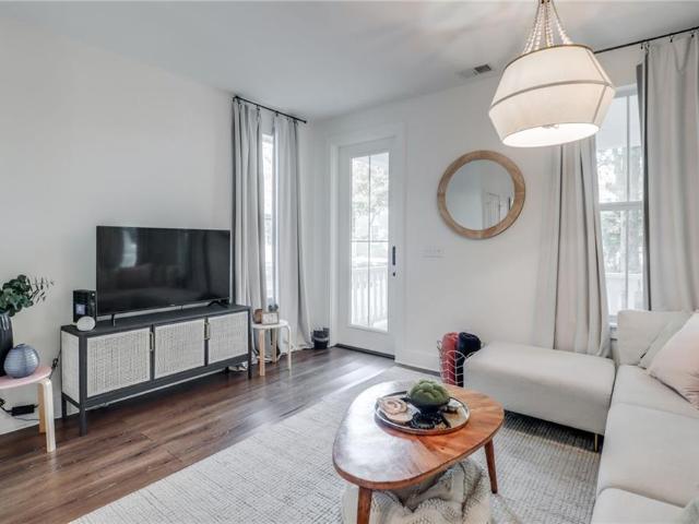 2207 Government Street # 20