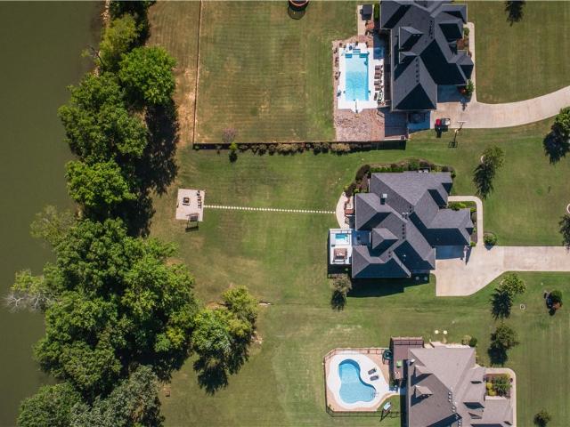 2207 Riverfront Lane