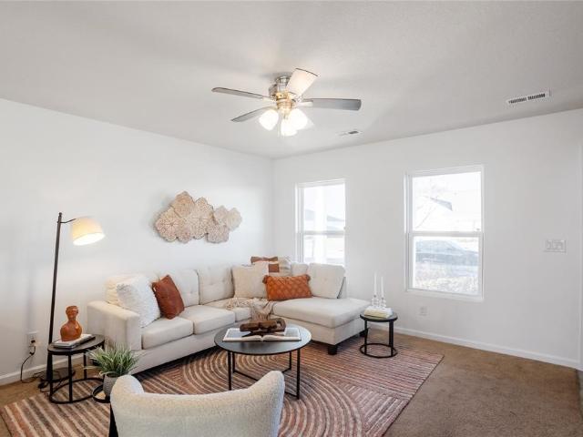 2207 Sunflower Street