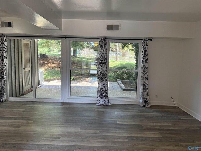 2207 SW Colony Dr, Huntsville, AL 35802
