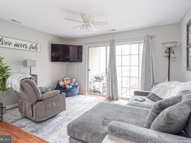 2207 Tanglewood Court