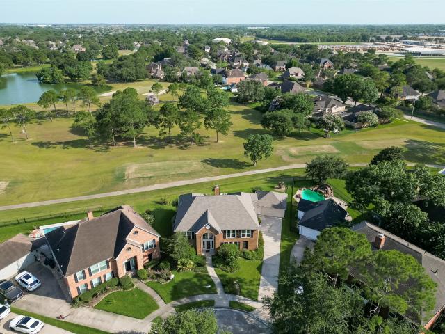2207 Troon Drive