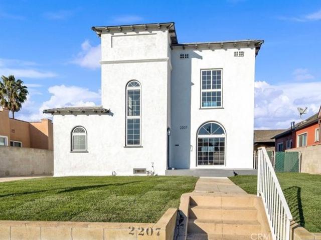 2207 W 78th St, Inglewood, CA 90305