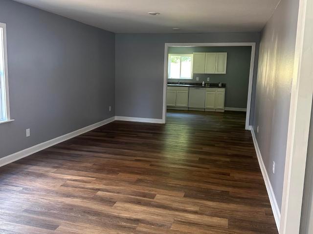 2207 W Long 17th
