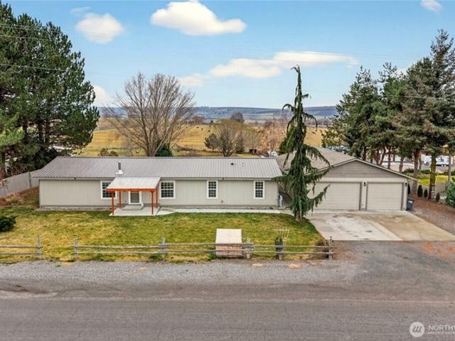 2207 W Parks Ln, Othello, WA 99344