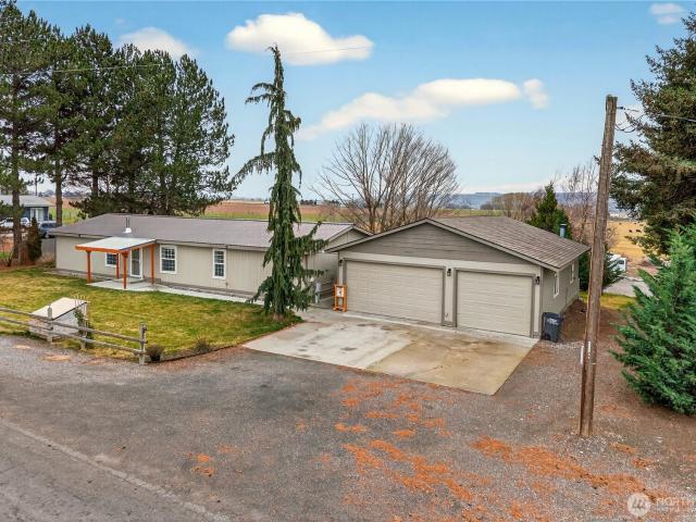 2207 W Parks Lane
