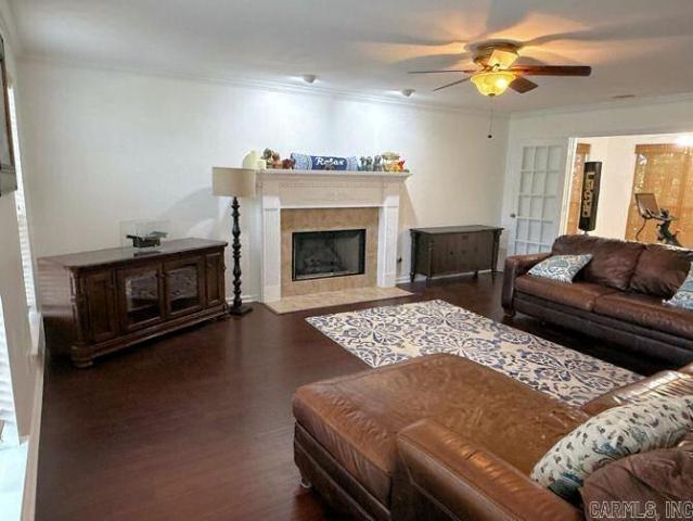 2207 Westport Loop